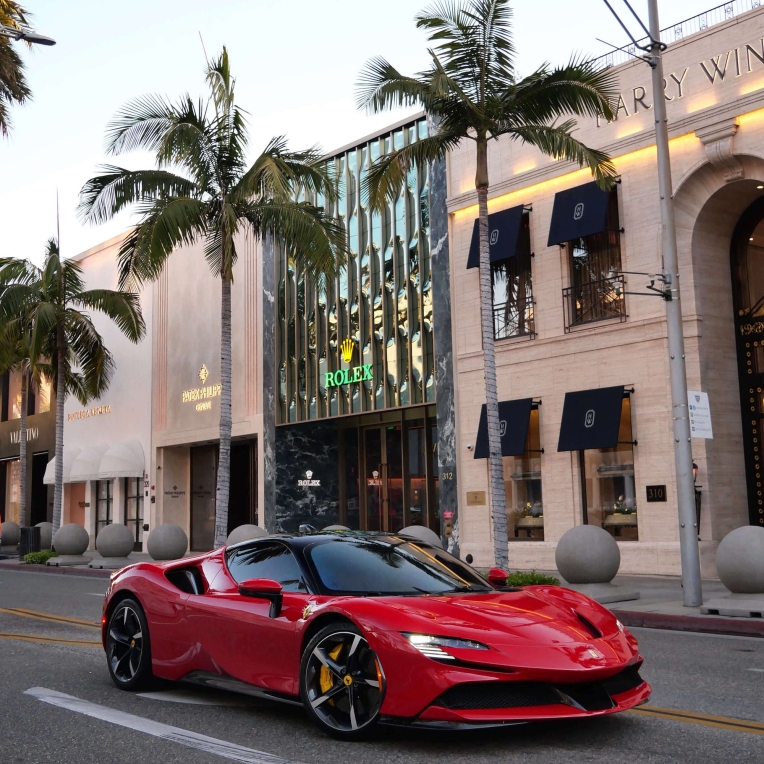 Ferrari SF90 Stradale Rental in Los Angeles